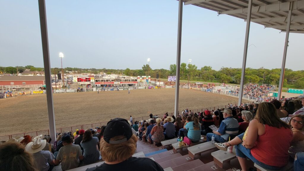 KRVN 880 – KRVN 93.1 – KAMI - JoSee Saults of Big Springs crowned Miss ...