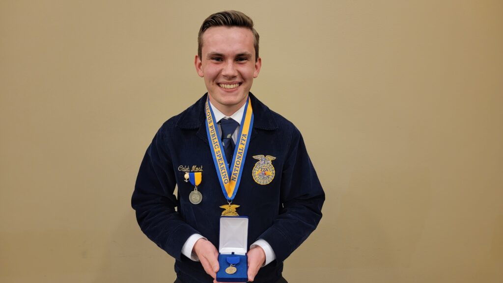 KRVN 880 – KRVN 93.1 – KAMI - Ogallala FFA’s Caleb Most wins national ...