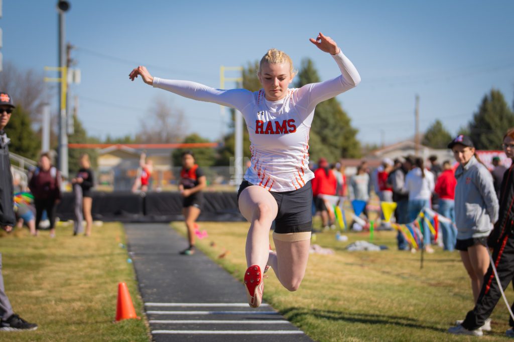 Sidney Boys and Chadron Girls Pick Up Titles in Mitchell - KNEB-FM