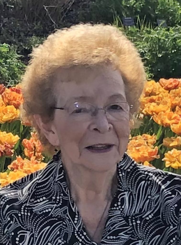 KTIC 840 AM/98.3 FM/98.7 FM - Betty Ann Peck, age 90, of Hooper, Nebraska