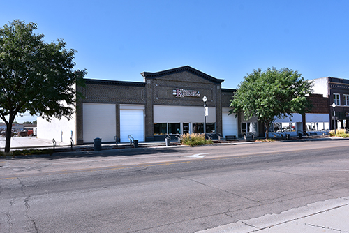 KTIC- 840 AM, 98.3 FM and 107.9 the Bull - Today's Hottest Country Music