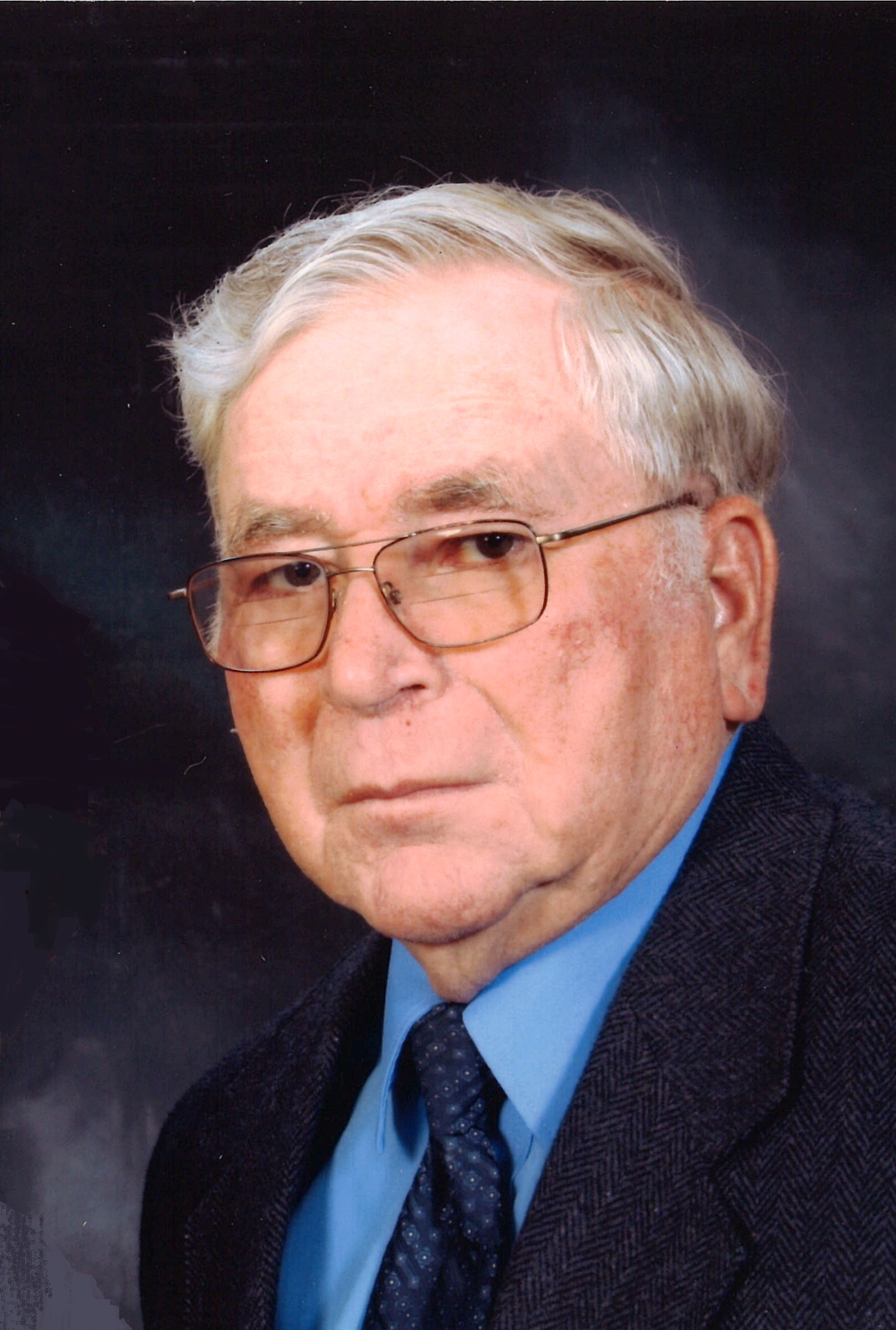 Cletus B. Rolf, age 88, of Dodge, Nebraska - The Bull