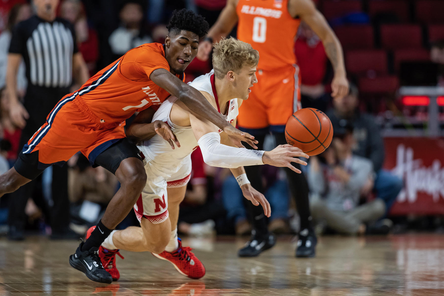 Husker Men fall at home to Illinois - The Bull