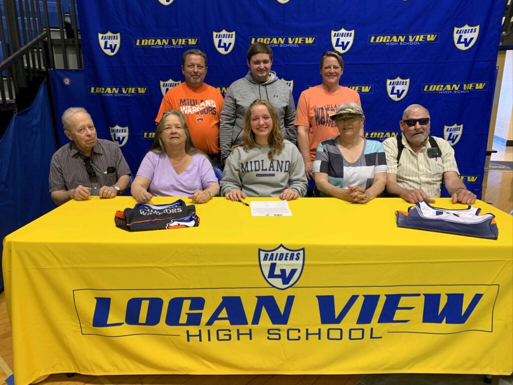 Logan View’s Irvin signs with Midland - The Bull