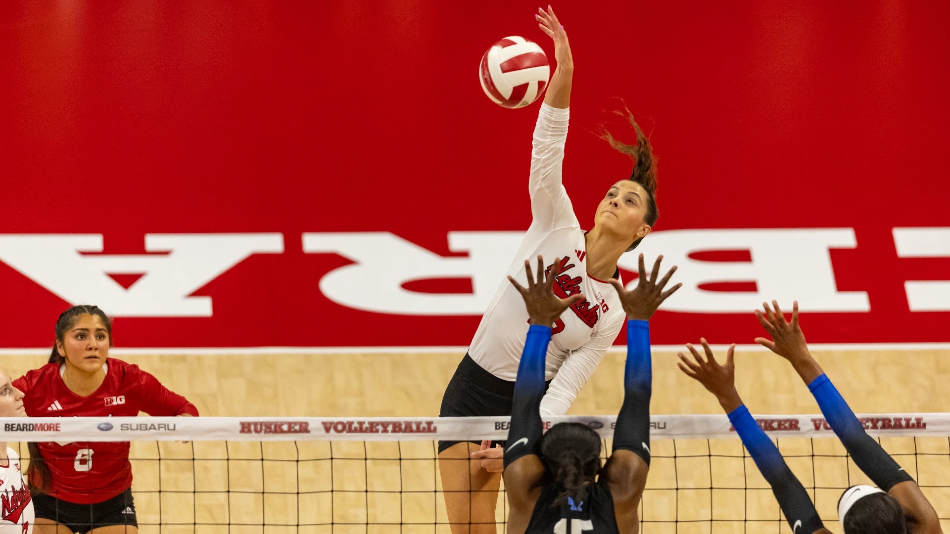 KNEB-AM 960 AM – 100.3 FM - Beason and Murray Earn Big Ten Weekly Honors