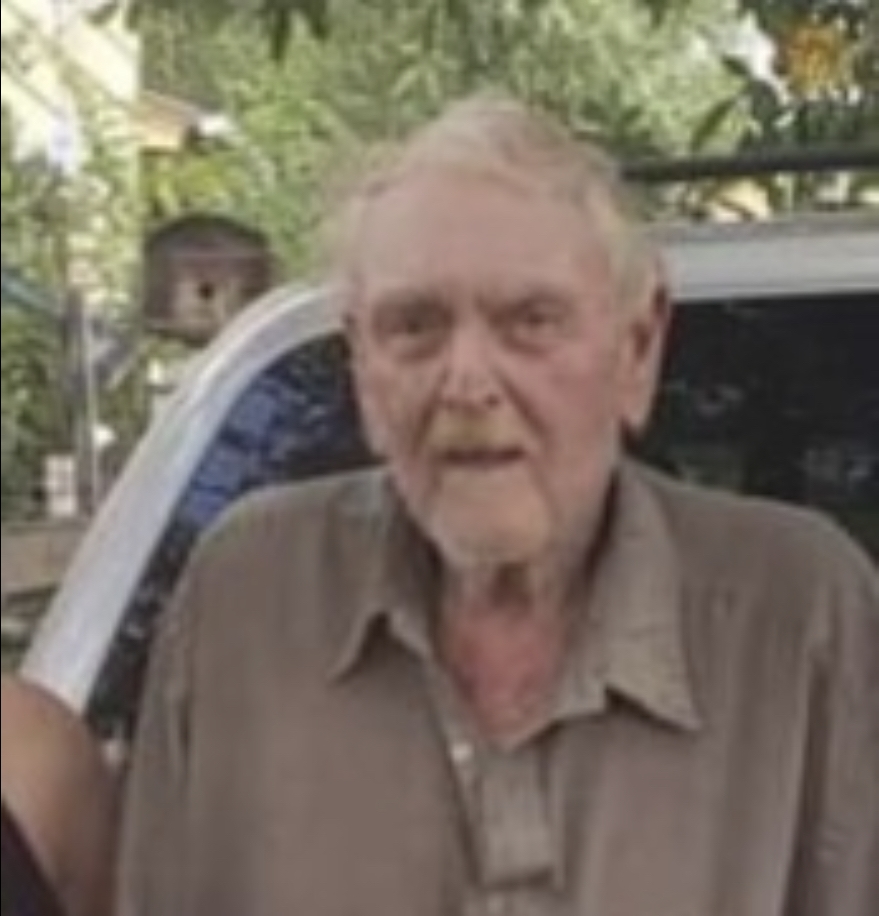 KTIC 840 AM/98.3 FM/98.7 FM - David Specht Sr., 76, of Howells