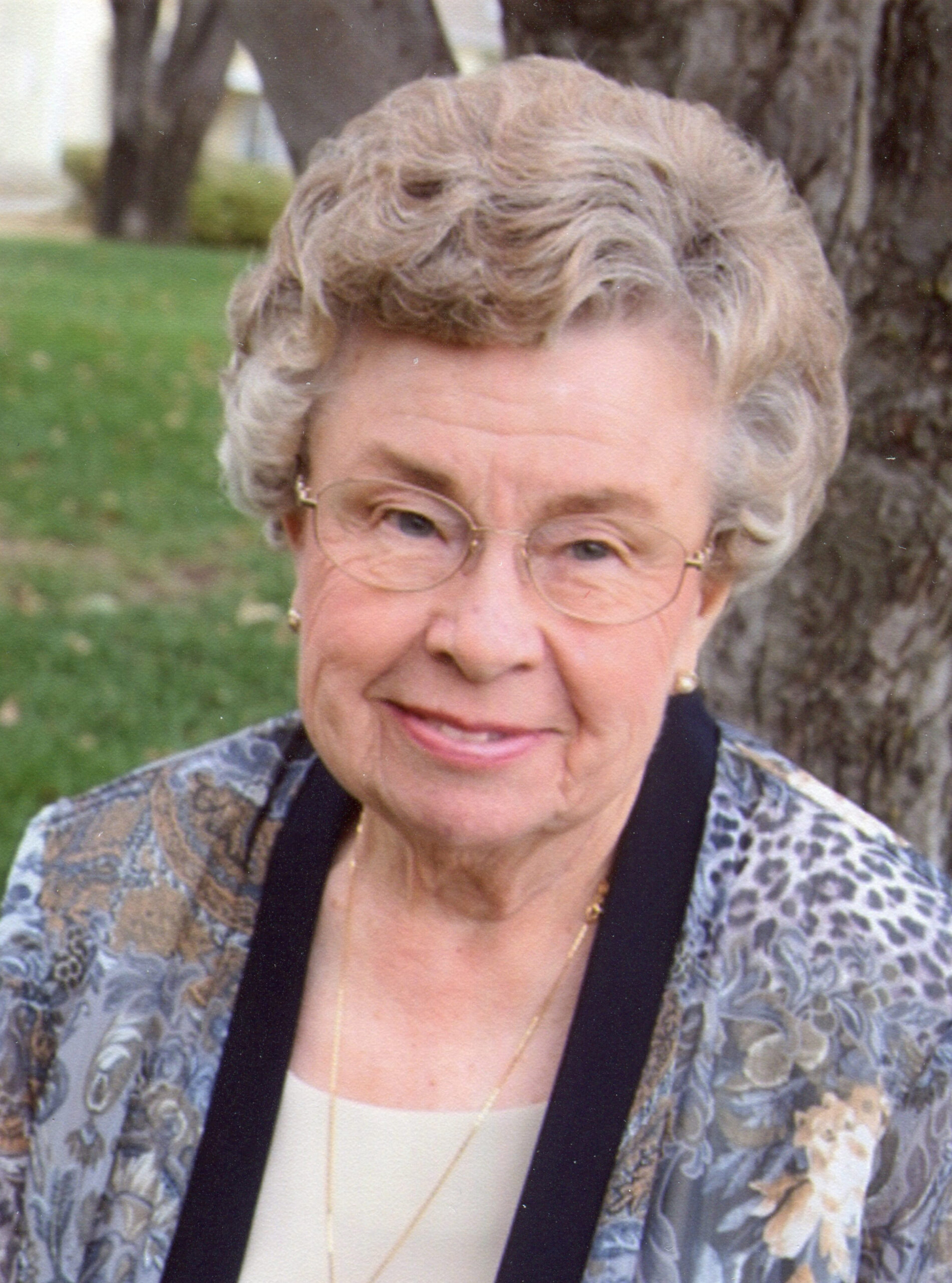 Vernelle Leona Nelson, 90, of Oakland - The Bull
