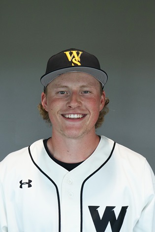 Wayne State baseball sweeps NSIC Player of the Week honor - The Bull