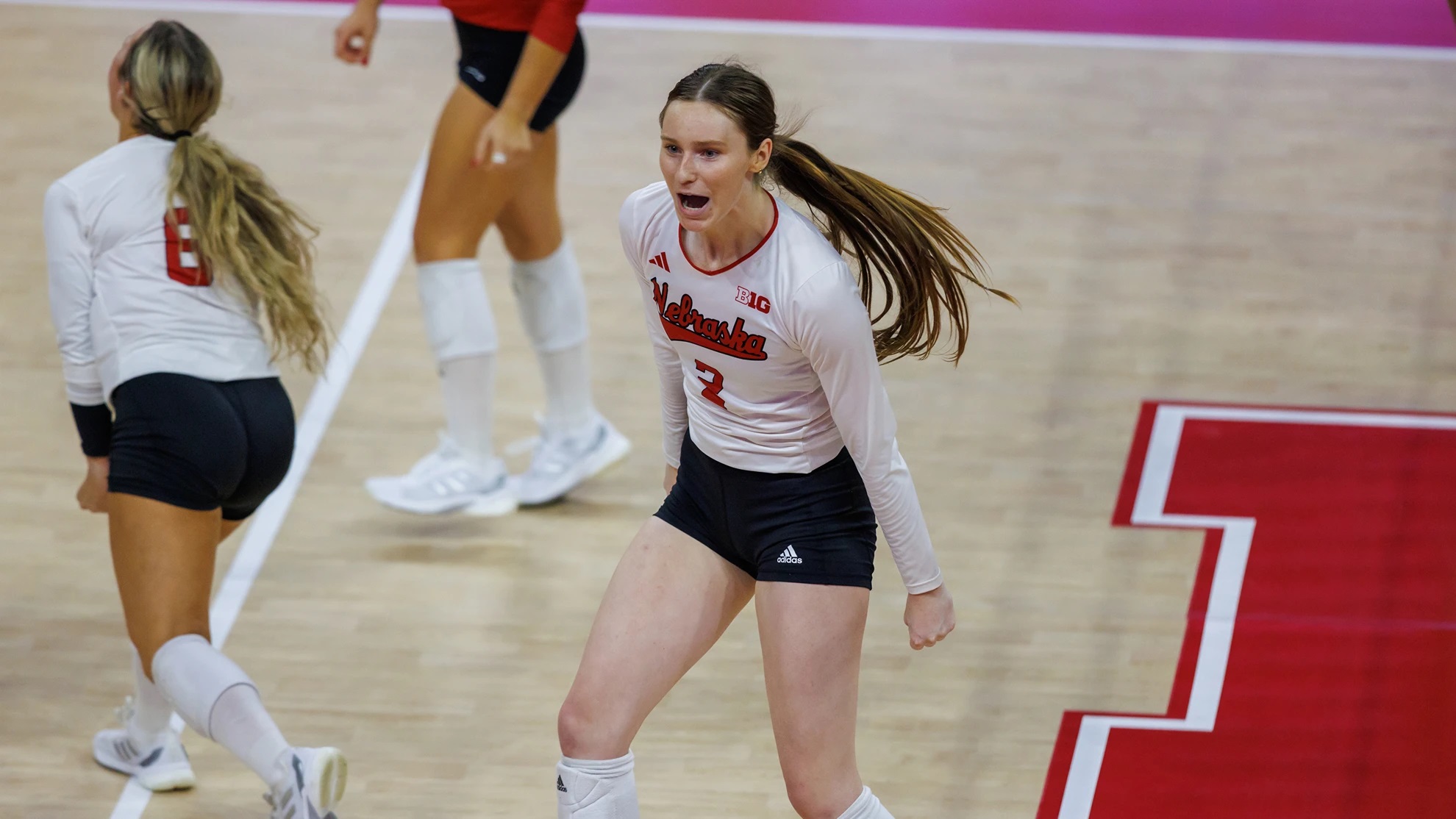 KNEB-AM 960 AM – 100.3 FM - Reilly named Big Ten Setter of the Week