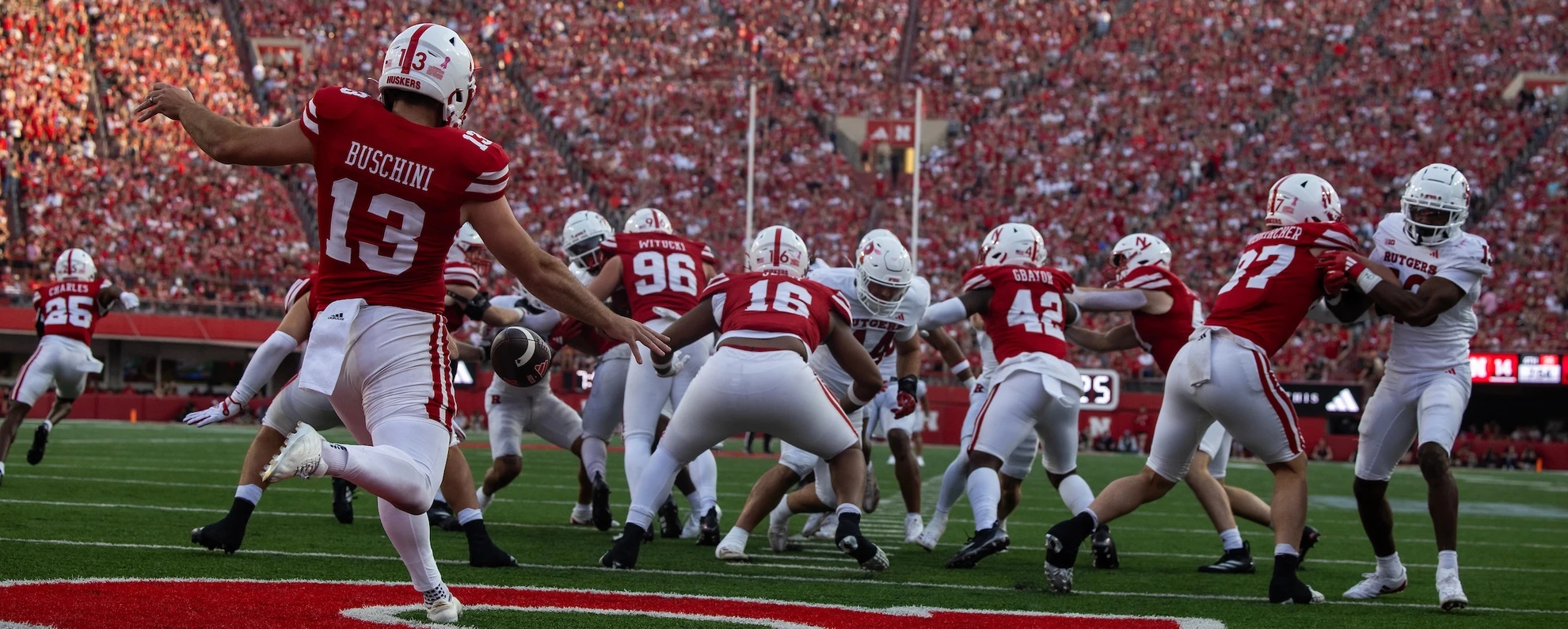 Buschini named Big Ten Special Teams Player of the Week - The Bull