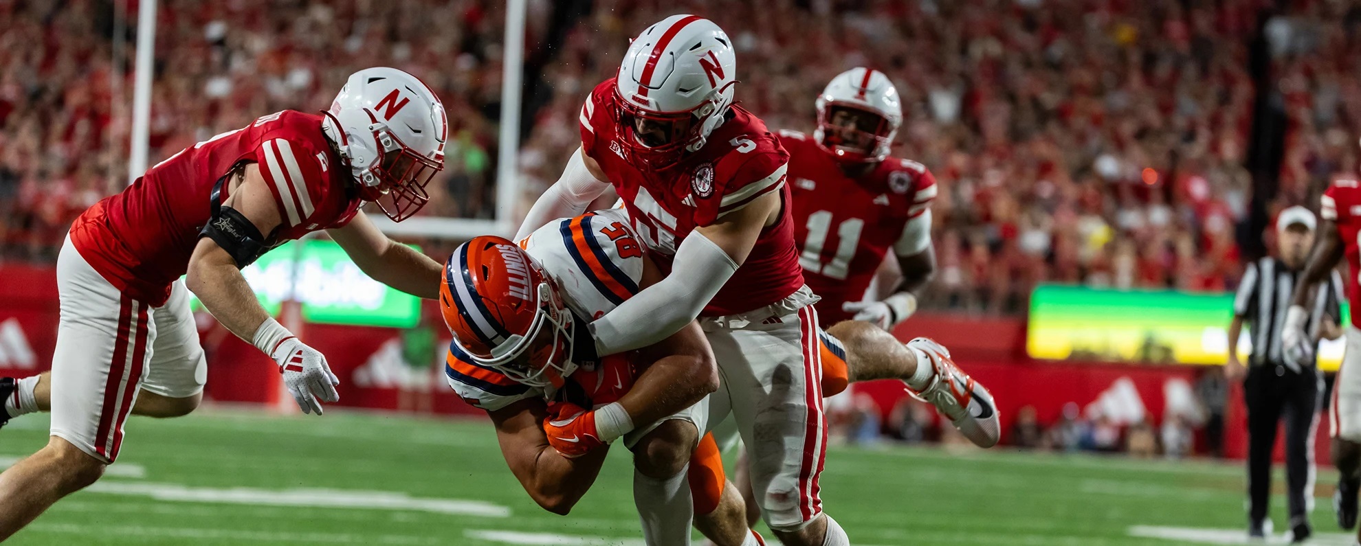 KRVN 880 – KRVN 93.1 – KAMI - Bullock Named to Burlsworth Trophy Watch List