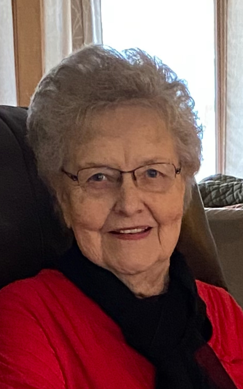 KTIC 840 AM/98.3 FM/98.7 FM - Shirley Reil, 89, of Lyons