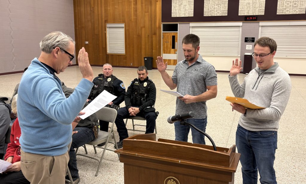 Broken Bow City Council welcomes new members, approves water and sewer ...