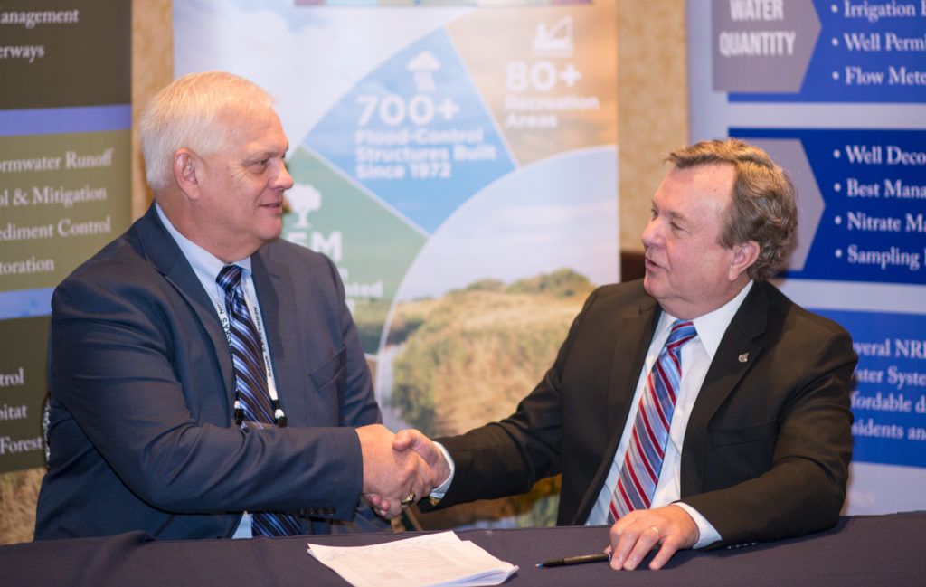 KRVN 880 – KRVN 93.1 – KAMI - NRDs Sign Agreement with NRCS to Continue ...