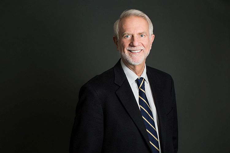 KRVN 880 – KRVN 93.1 – KAMI - Doane President Carter to step down in ...