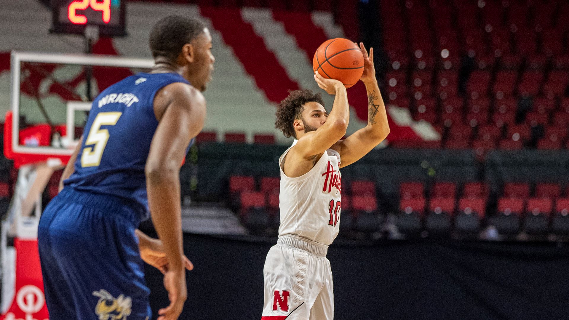 KRVN 880 – KRVN 93.1 – KAMI - Georgia Tech Knocks Off Huskers