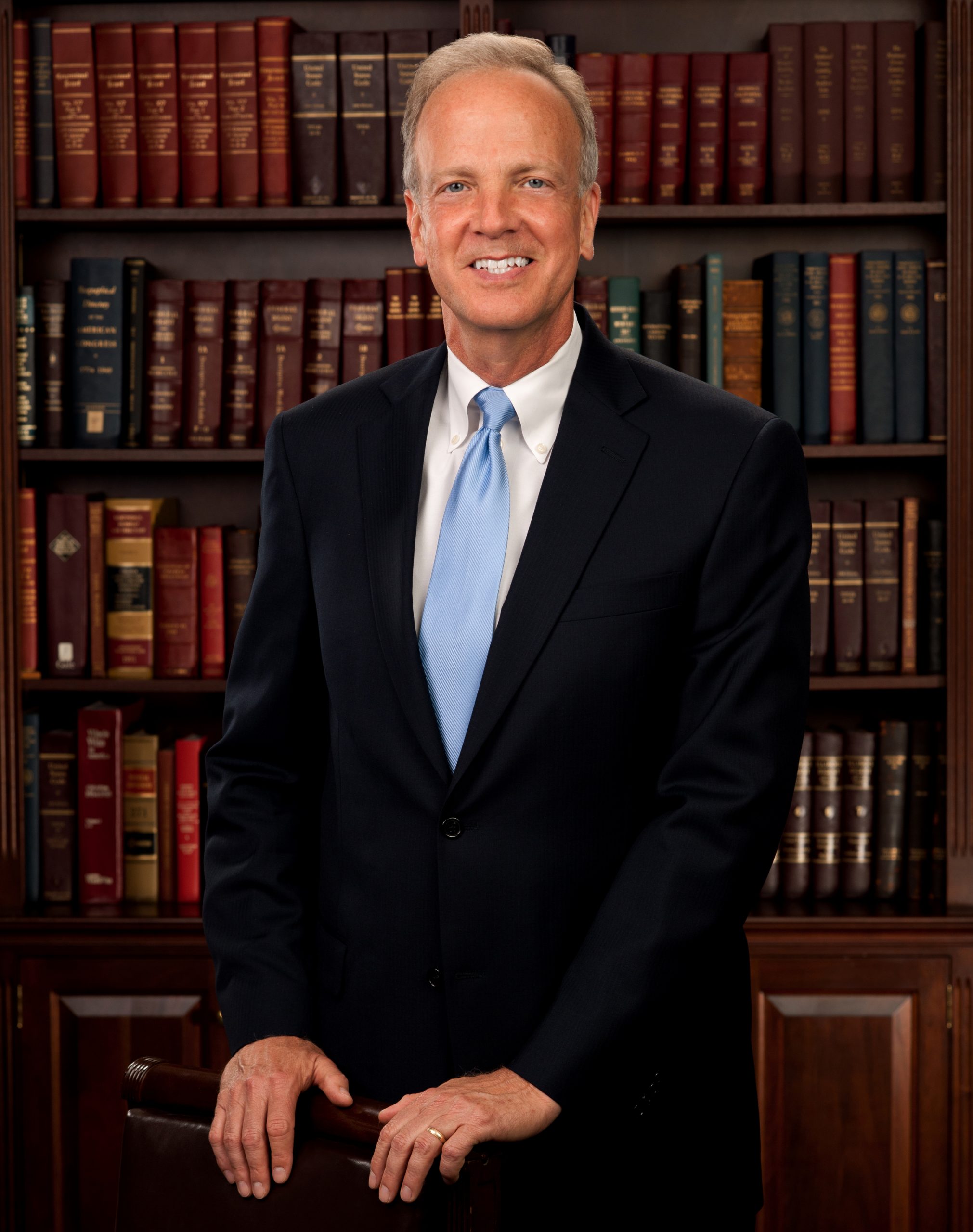 KRVN 880 – KRVN 93.1 – KAMI - Sen. Moran Hosts Annual Kansas ...