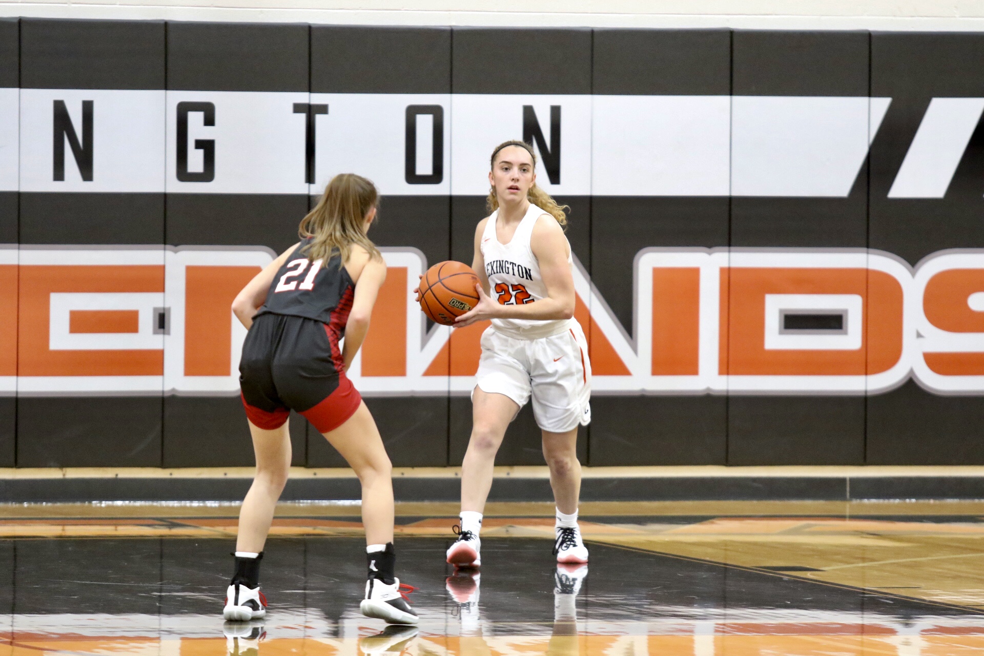 KRVN 880 – KRVN 93.1 – KAMI - Bison take two from Lexington