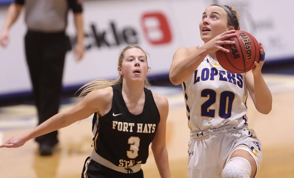 KRVN 880 – KRVN 93.1 – KAMI - Fort Hays Sweeps Lopers in Kearney