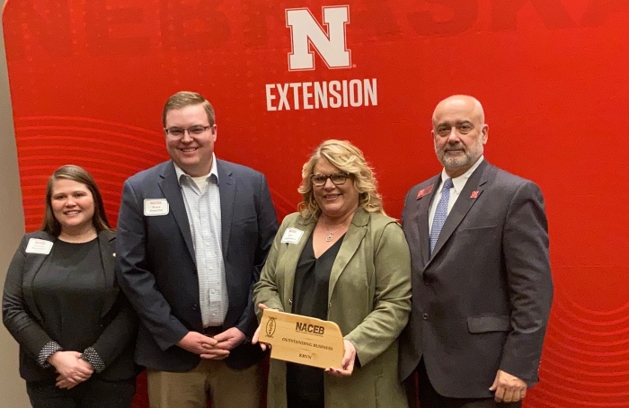KRVN 880 – KRVN 93.1 – KAMI - KRVN honored as “Outstanding Business ...