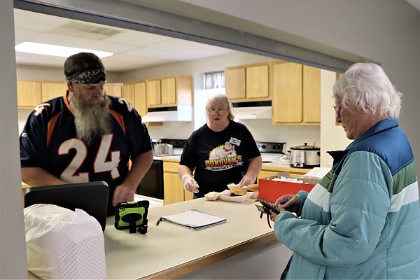 KRVN 880 – KRVN 93.1 – KAMI - Fire relief benefits held over the weekend