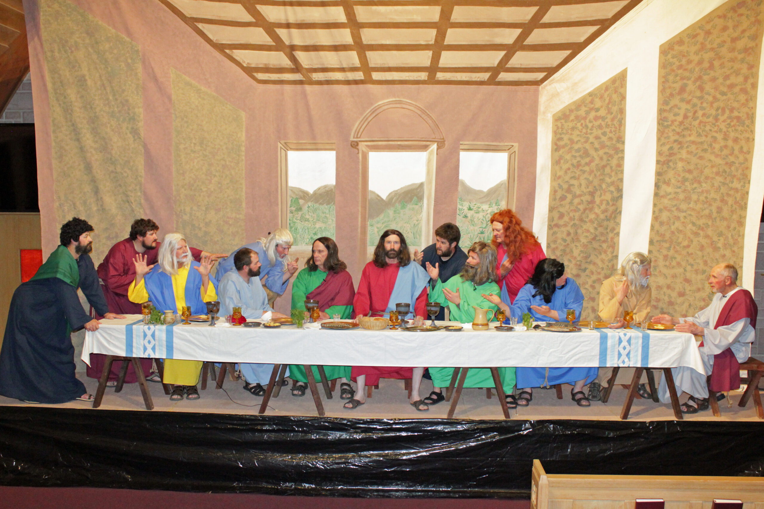 KRVN 880 – KRVN 93.1 – KAMI - Last Supper Pageant at Lex returns for ...