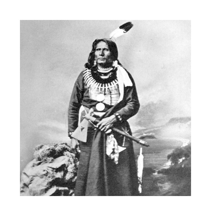 Harvard returns Standing Bear’s tomahawk to Nebraska tribe - York's Max ...