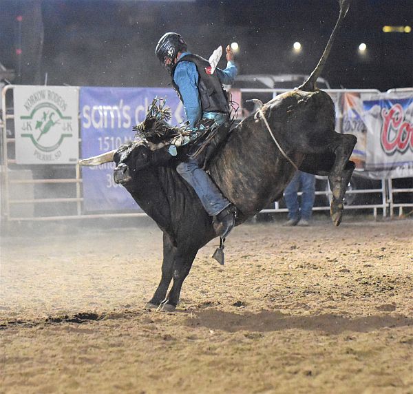 KRVN 880 – KRVN 93.1 – KAMI - Veterans, young cowboys among titlists at ...