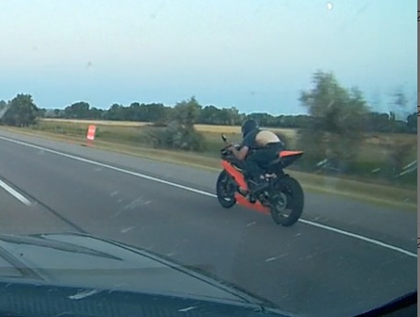 KRVN 880 – KRVN 93.1 – KAMI - Fleeing motorcycle rider sought by law ...