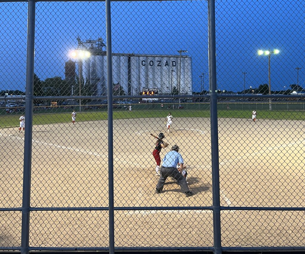 KRVN 880 – KRVN 93.1 – KAMI - Cozad wins barn burner over Lexington