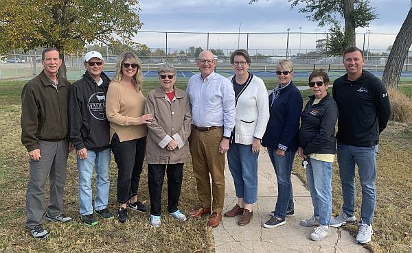 KRVN 880 – KRVN 93.1 – KAMI - Family of John Wightman honor him with ...