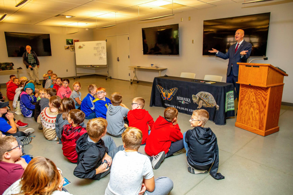 KRVN 880 – KRVN 93.1 – KAMI - Gov. Ricketts Proclaims the Ornate Box ...