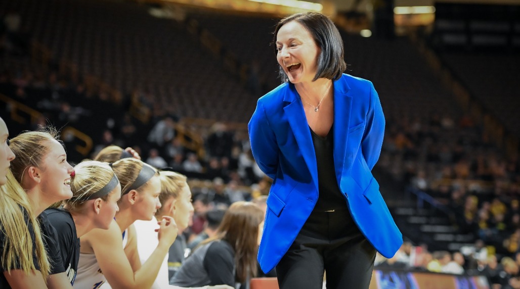 KRVN 880 – KRVN 93.1 – KAMI - Loper Women’s Basketball Coaches Headed West