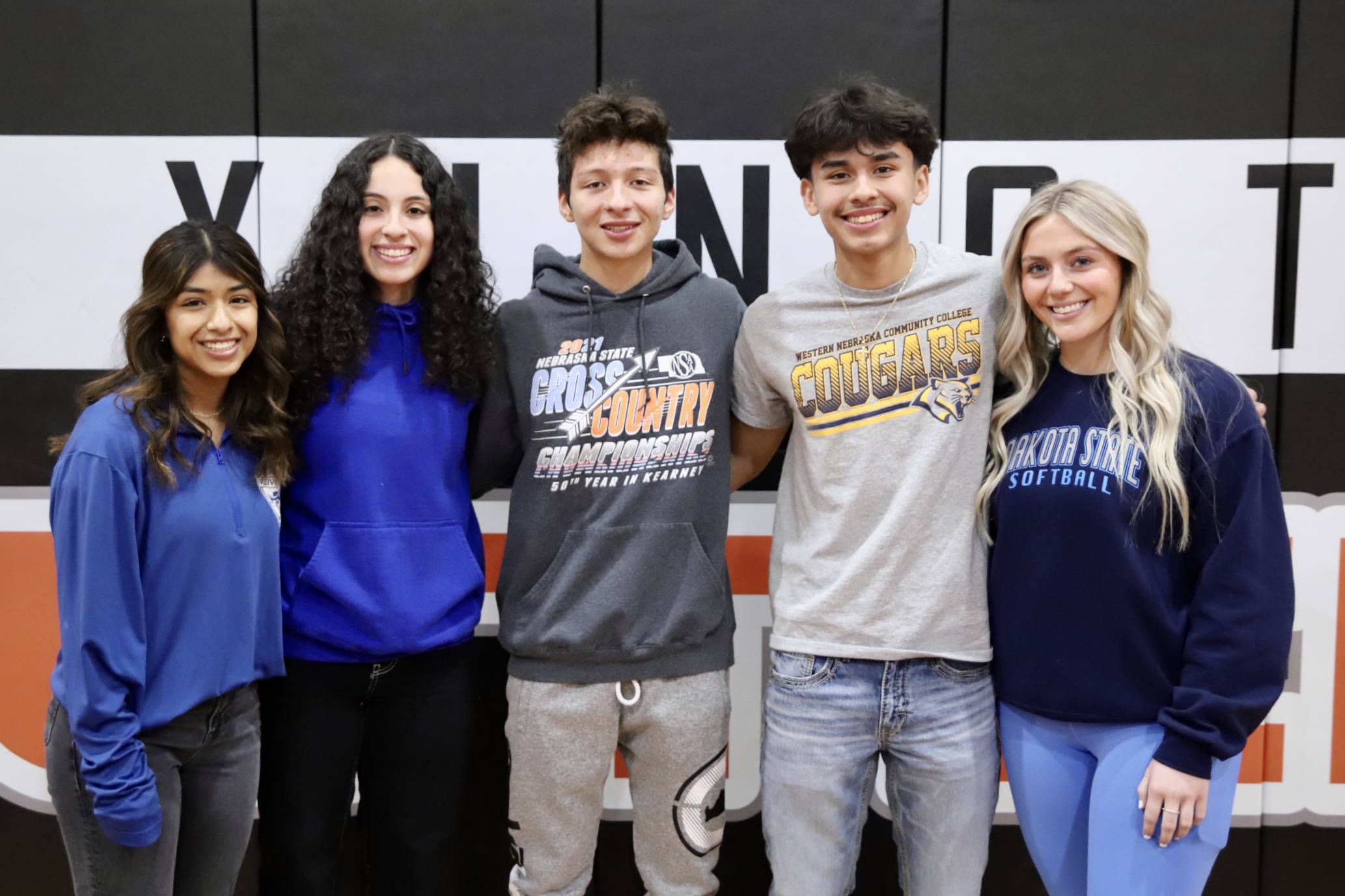 KRVN 880 – KRVN 93.1 – KAMI - Lexington Holds Signing Day