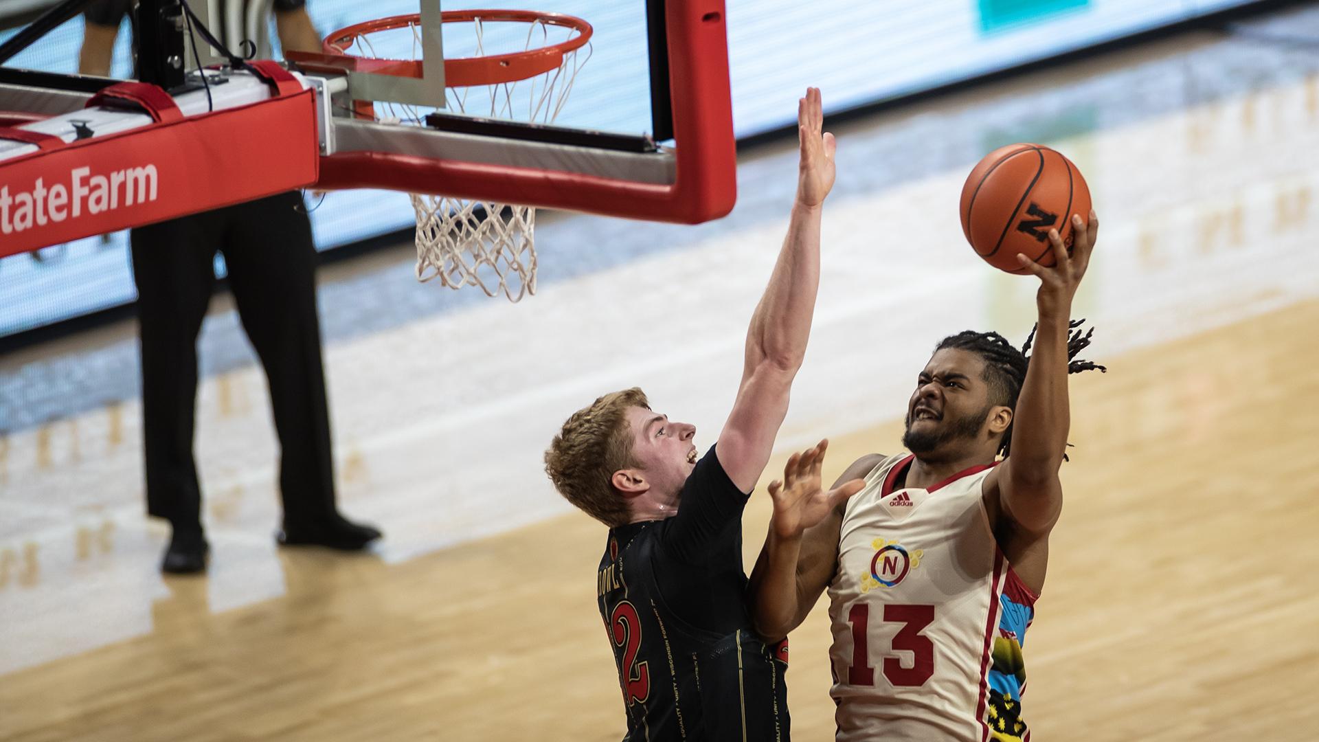 KRVN 880 – KRVN 93.1 – KAMI - Huskers Remain Hot KRVN 880 – KRVN 93.1 – KAMI - Huskers Remain Hot