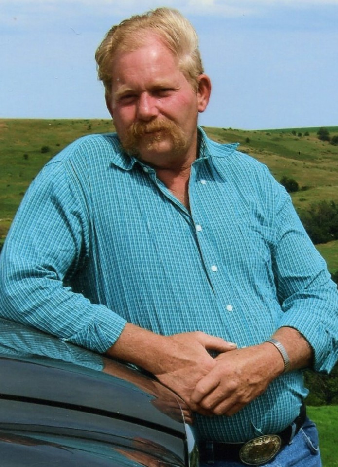 KRVN 880 – KRVN 93.1 – KAMI - Lyle Roger Hasselbring, 70, of Lexington