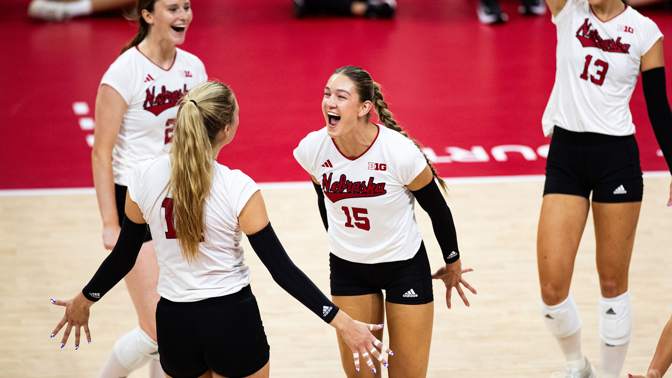 KRVN 880 – KRVN 93.1 – KAMI - Huskers Sweep SMU KRVN 880 – KRVN 93.1 – KAMI - Huskers Sweep SMU