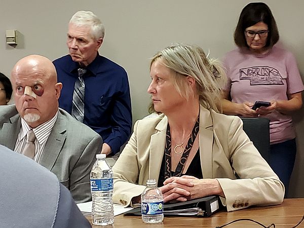 KRVN 880 – KRVN 93.1 – KAMI - LRHC Board agrees to mediation with CEO