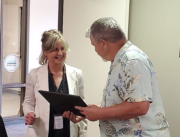 KRVN 880 – KRVN 93.1 – KAMI - LRHC staff present Meritorious Service ...