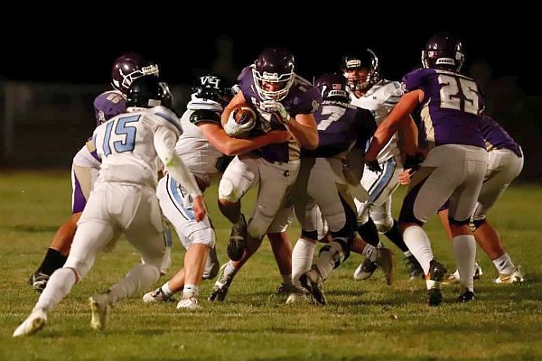 KRVN 880 – KRVN 93.1 – KAMI - Mustangs run past Falcons in State Semifinal