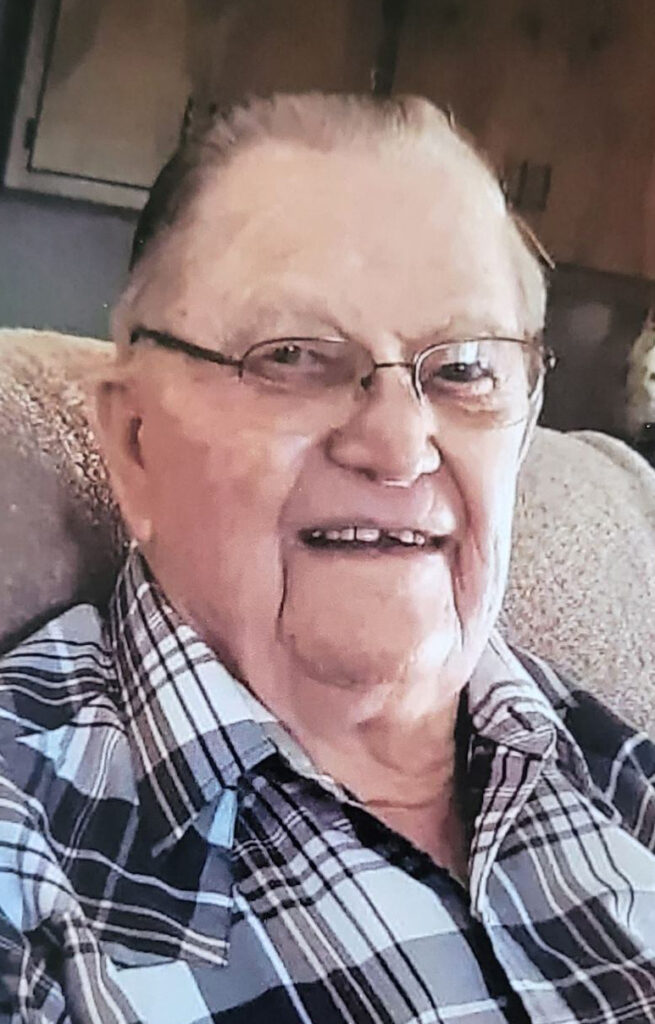 KRVN 880 – KRVN 93.1 – KAMI - Ralph Carl Schroeder, 97, of Alma