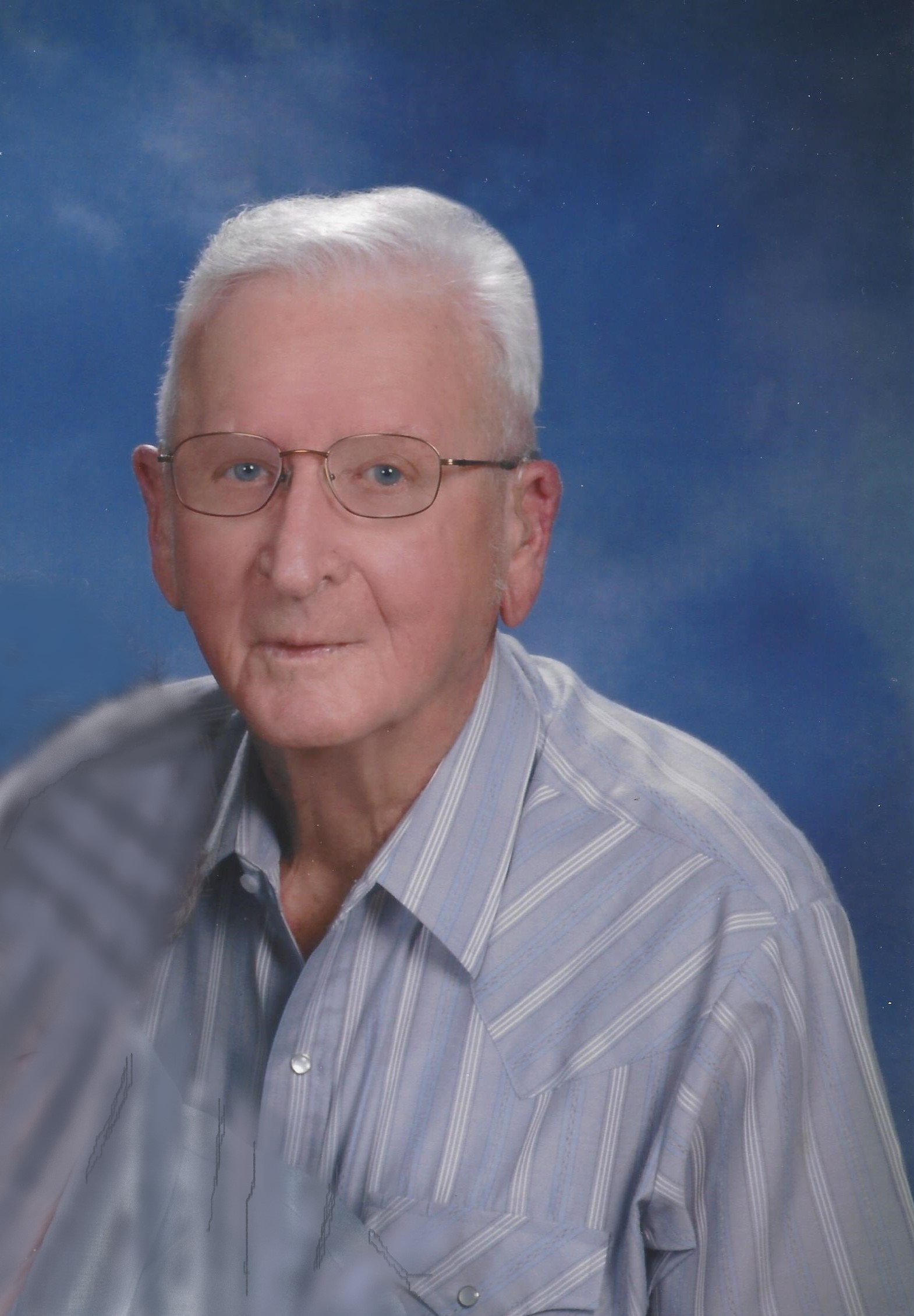 KRVN 880 – KRVN 93.1 – KAMI - Walter Robert Hendricks, age 96, of Broken Bow, Nebraska