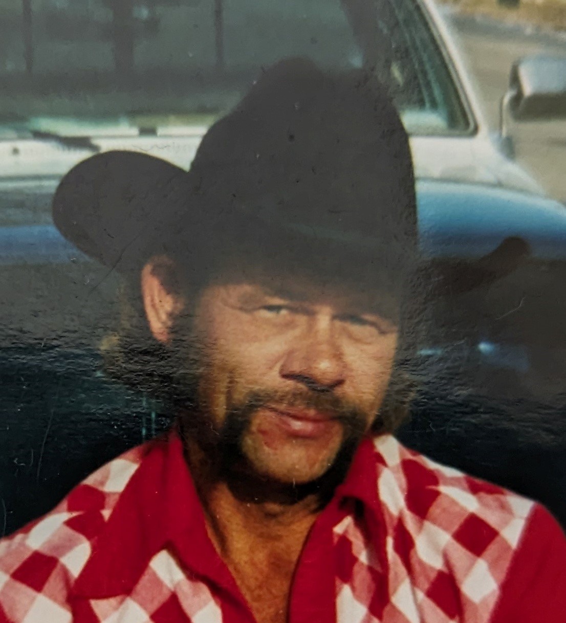 KRVN 880 – KRVN 93.1 – KAMI - Larry L. (Peacock) Peterson, 72, of ...