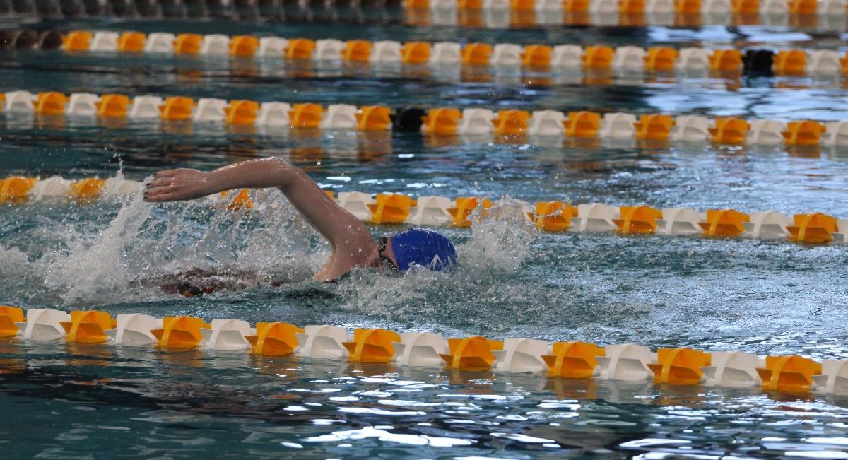 KRVN 880 – KRVN 93.1 – KAMI - UNK swimming wraps up the season