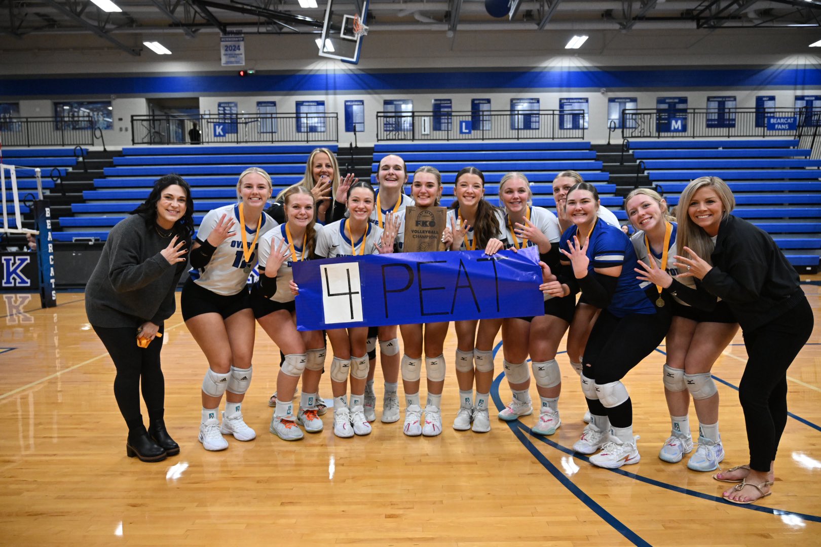 KRVN 880 – KRVN 93.1 – KAMI - Overton four-peats, Amherst takes third ...