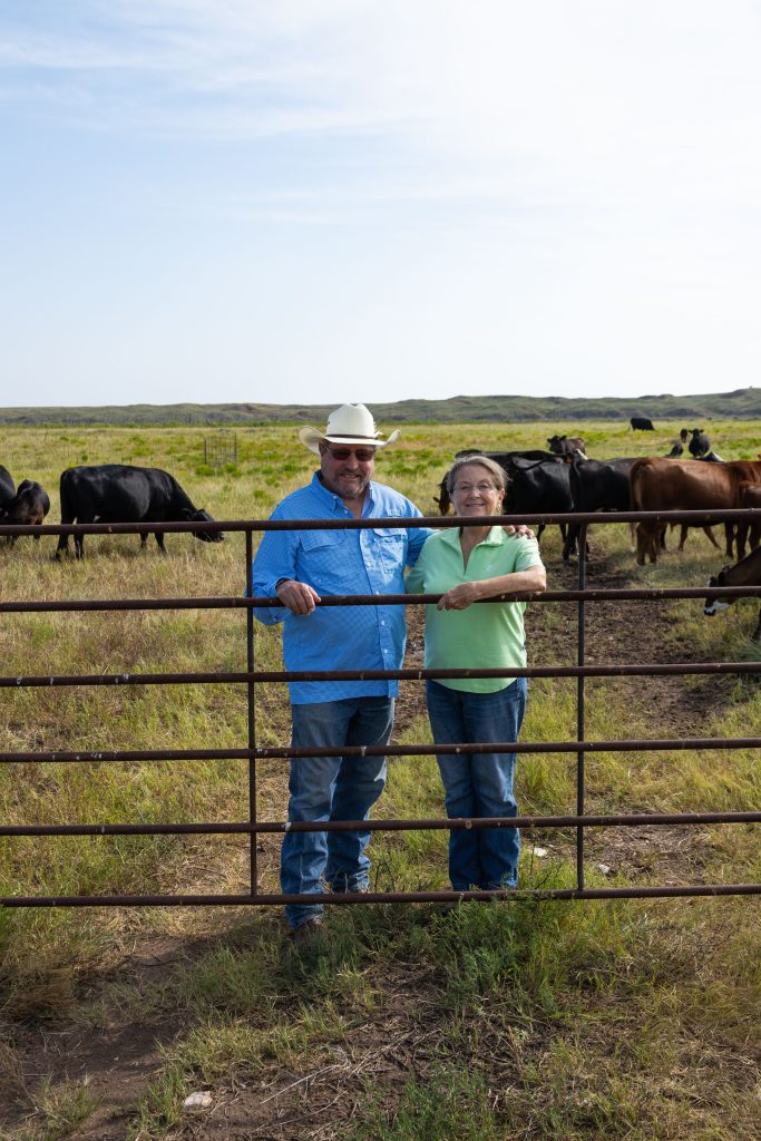 KRVN 880 – KRVN 93.1 – KAMI - Barby Ranch Receives Kansas Leopold ...