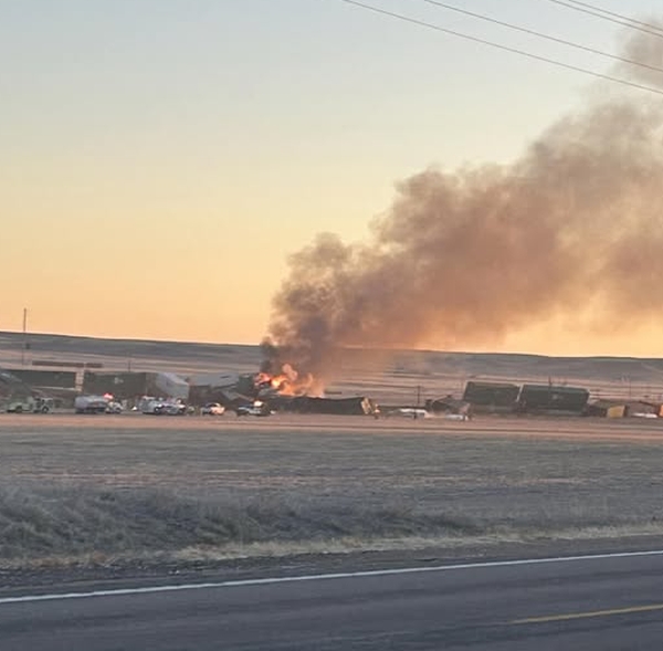 KRVN 880 – KRVN 93.1 – KAMI - Emergency responders called to train ...