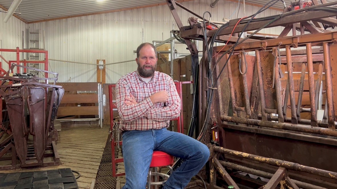 KNEB-AM 960 AM – 100.3 FM - Veterinarian survives near-fatal cattle ...