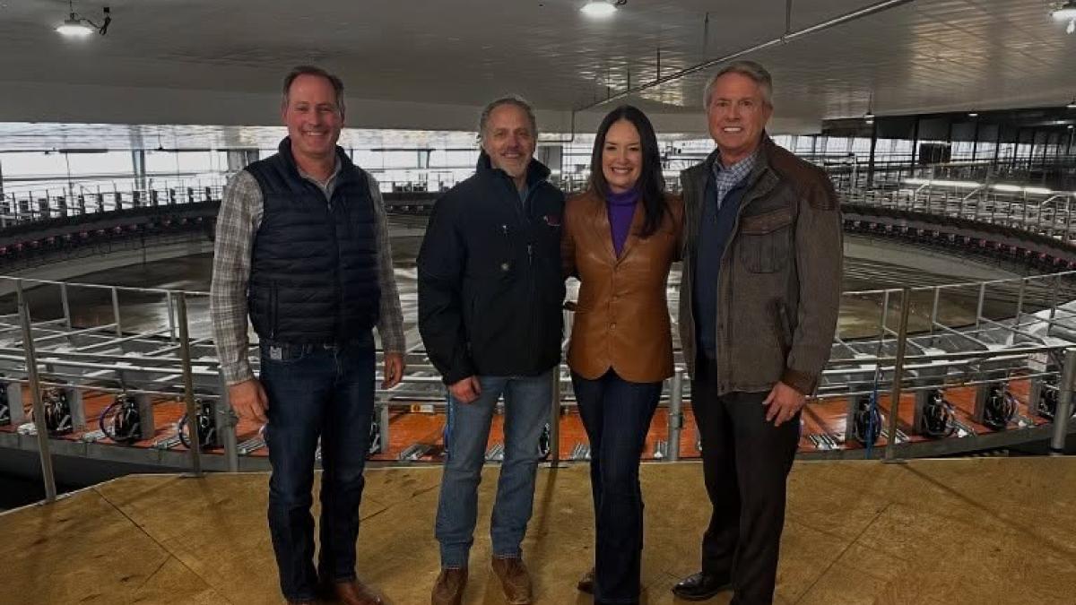 KRVN 880 – KRVN 93.1 – KAMI - U.S. Secretary of Agriculture Visits Kansas