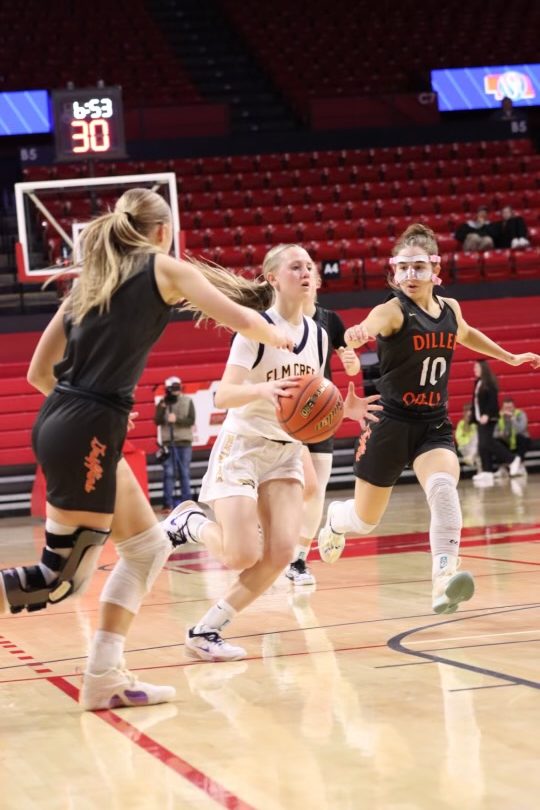KRVN 880 – KRVN 93.1 – KAMI - Elm Creek rolls to state semifinals